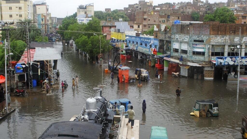 Climate change official: Pakistan floods affected over 30m people