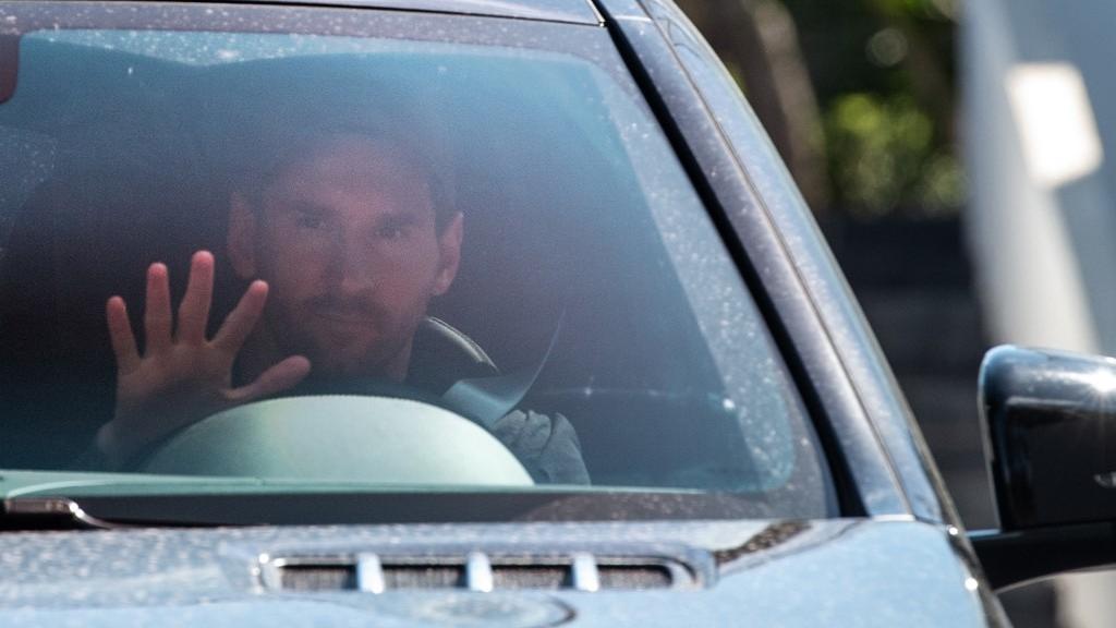 Messi back training with Barca after ending departure saga