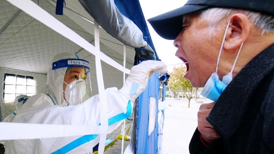 Beijing takes swift action to control outbreak