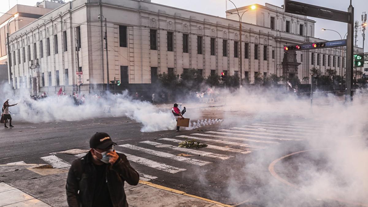Peru's Castillo lifts Lima curfew after widespread defiance