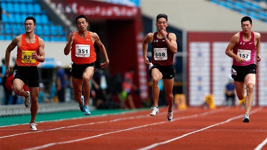 Chinese sprinters better men's 4X200m Asian record