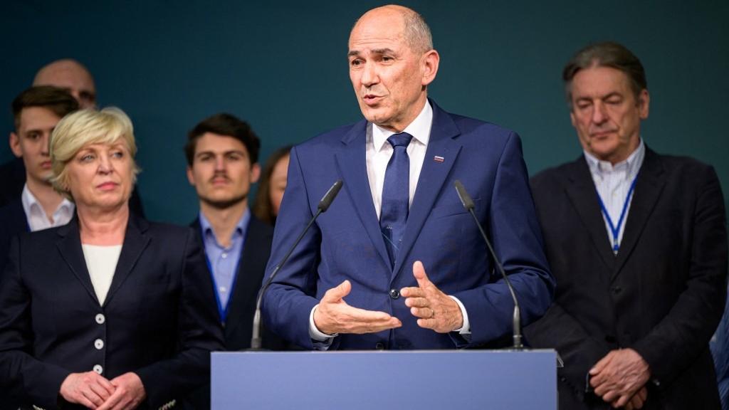 Slovenia PM loses election to environmentalist party