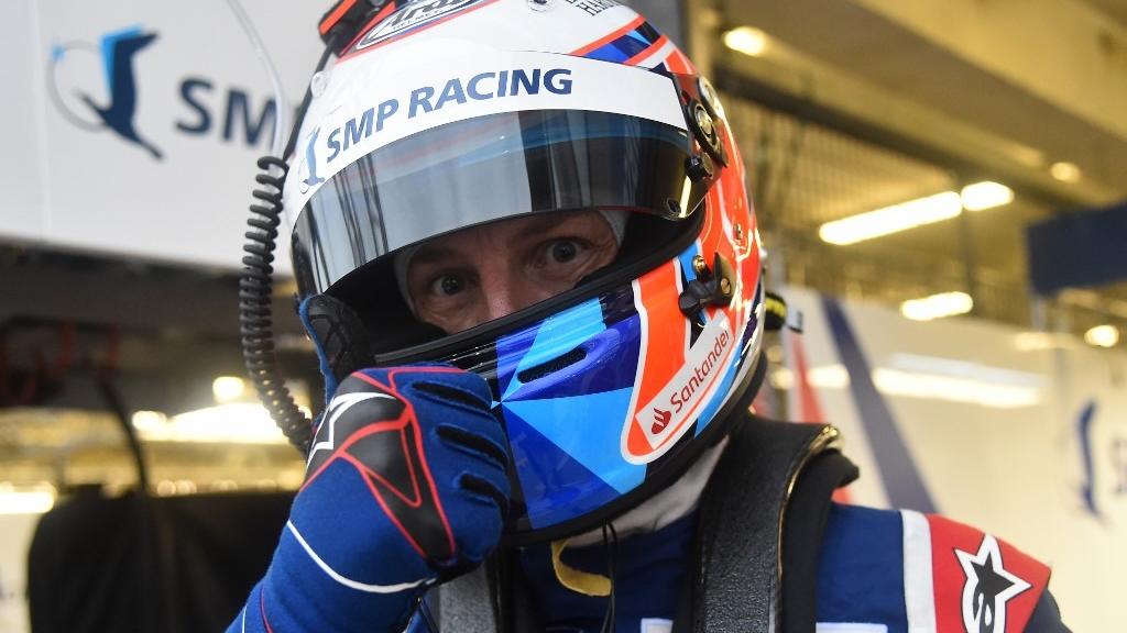 Esports: Button wins Legends race as Villeneuve makes strong debut