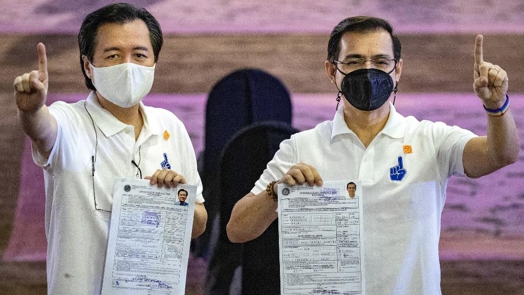 Manila City mayor officially joins Philippine presidential race