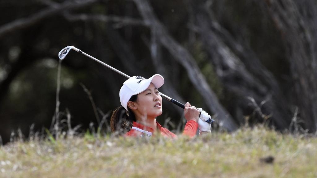 China's Lin surges into lead at Women's World Championship