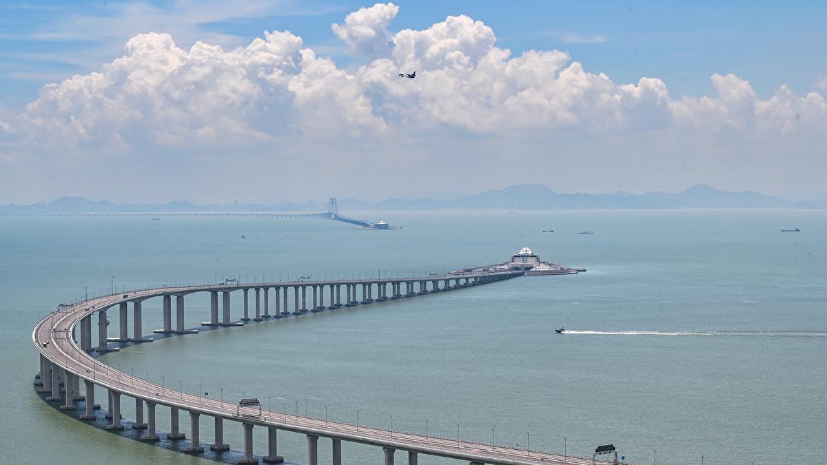 Enterprises make a beeline for the Bay Area