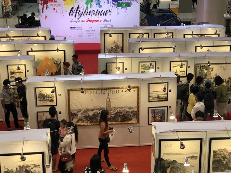 Exhibition of Chinese artists draws crowds in Yangon