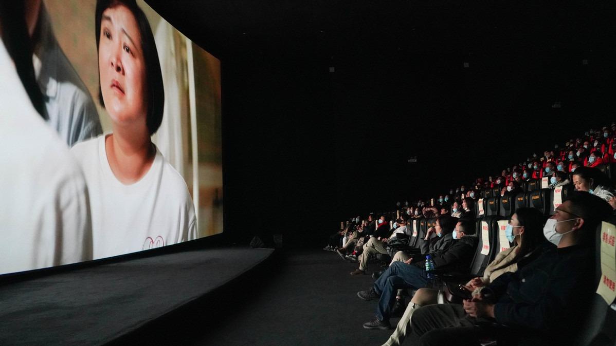 Consumer boom heralds robust growth