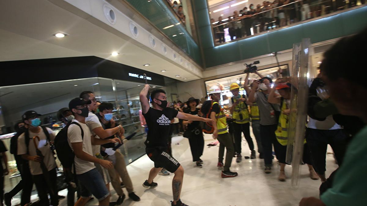 Trio sent to prison in violent attack of police officers in Sha Tin riot