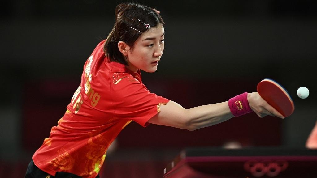 World No 1 Chen Meng edges closer to gold medal dream