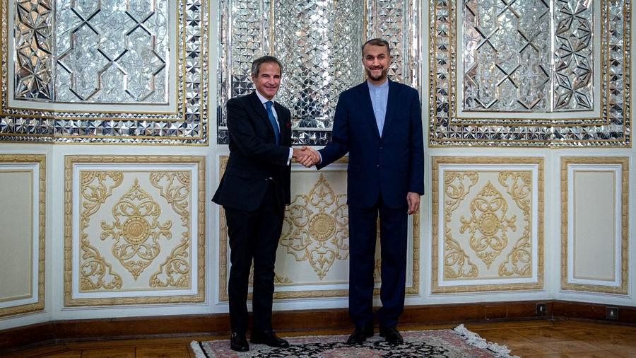 IAEA, Iran to install surveillance cameras at nuclear site