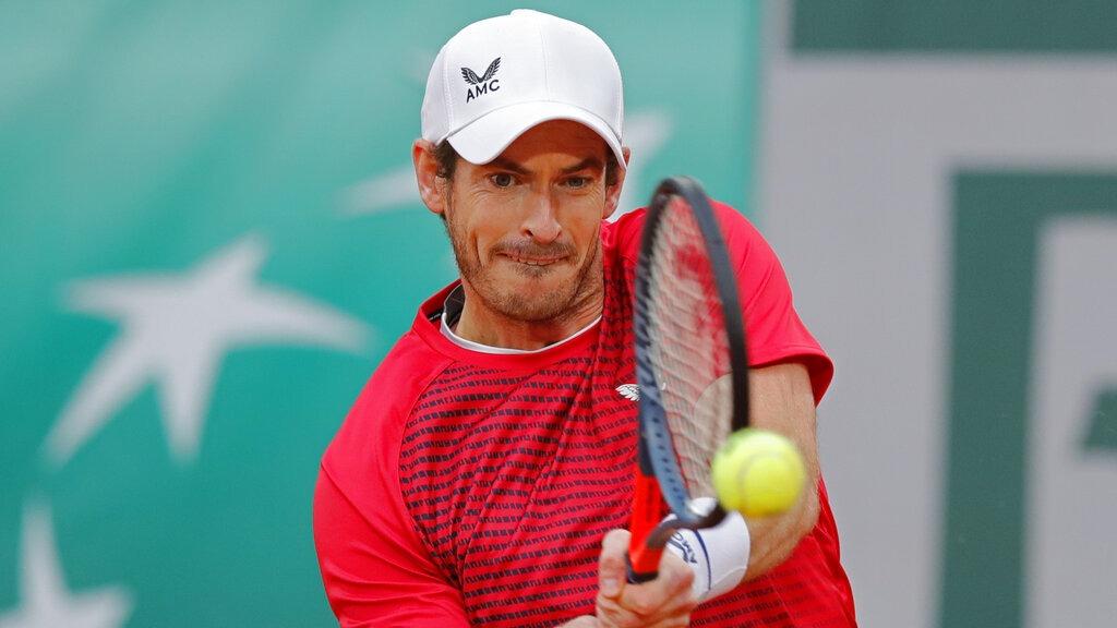 Murray grabs his first win in two months