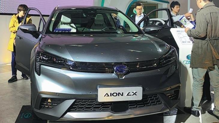 Chinese NEV makers vie for greater market share