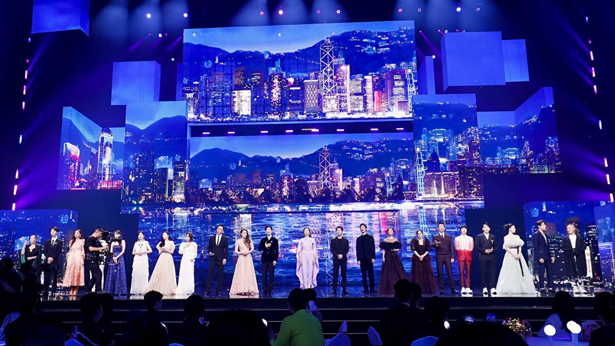 Greater Bay Area concert adds nostalgic touch to holiday