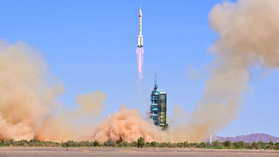 First reusable rocket test a success in Xi'an