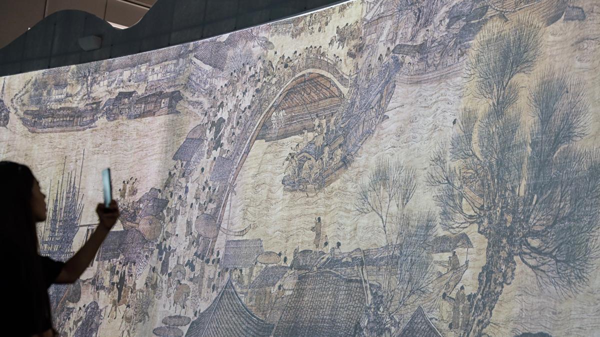 Ancient scroll painting brought to life in interactive exhibition