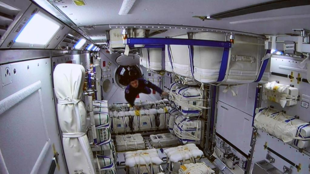 Chinese experts plan to set up 'space hospital'