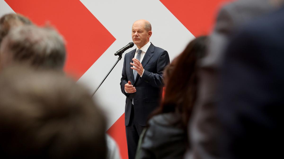 German parties push ahead in tricky quest for new coalition