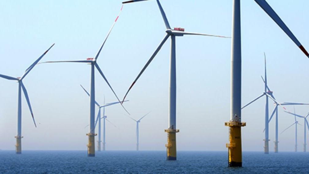 Power company workers in tune with spirit of solidarity over COVID-19