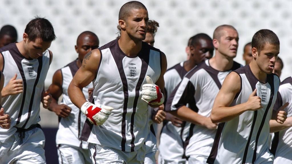 Former England keeper James eyes coaching role in England