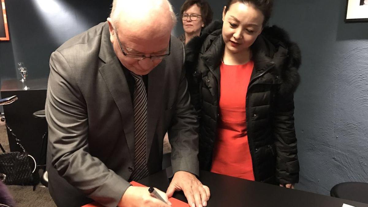 Dance manager promotes culture at home and away