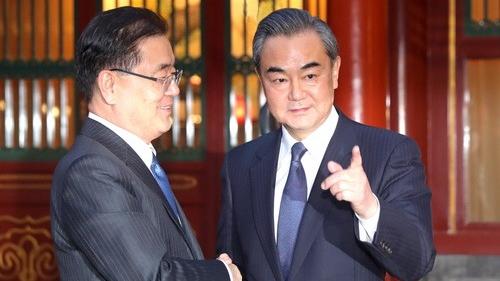 China, ROK top diplomats discuss ties, Korean Peninsula