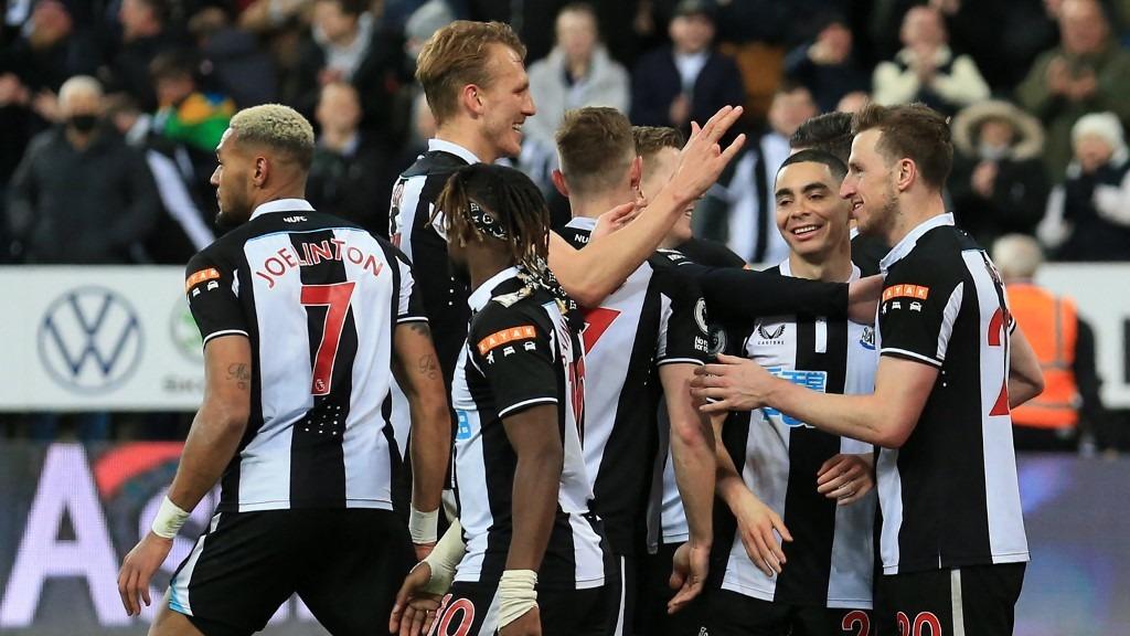 Newcastle beat Wolves 1-0 to pull further away from drop zone