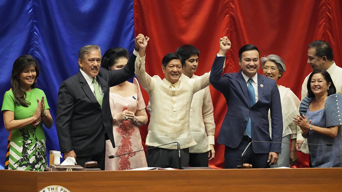 Marcos names career diplomat as Philippine new foreign secretary