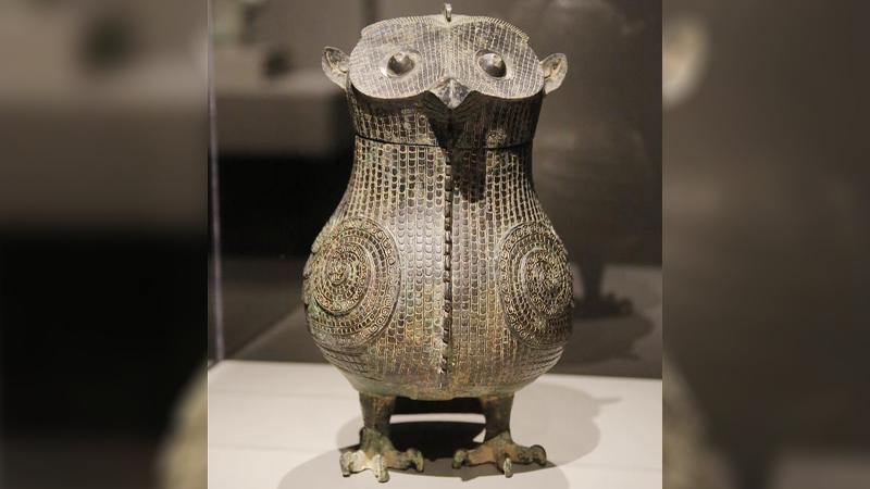 Ancient owl lands starring role in US bronzes show