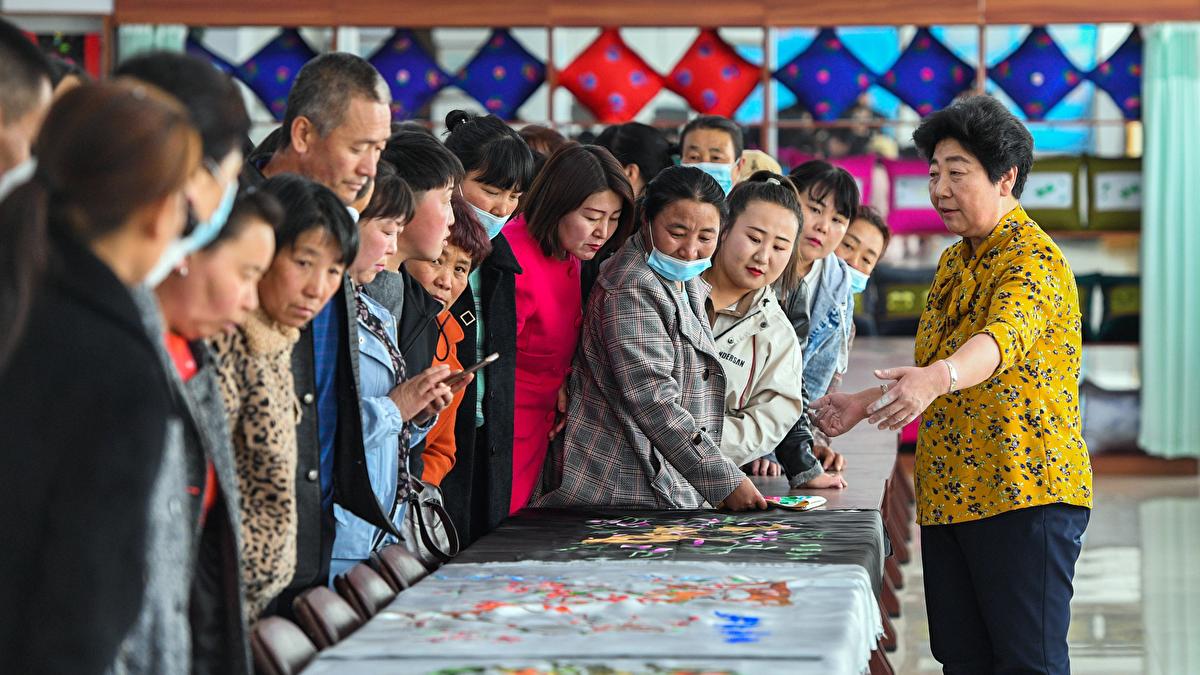 Community threads together