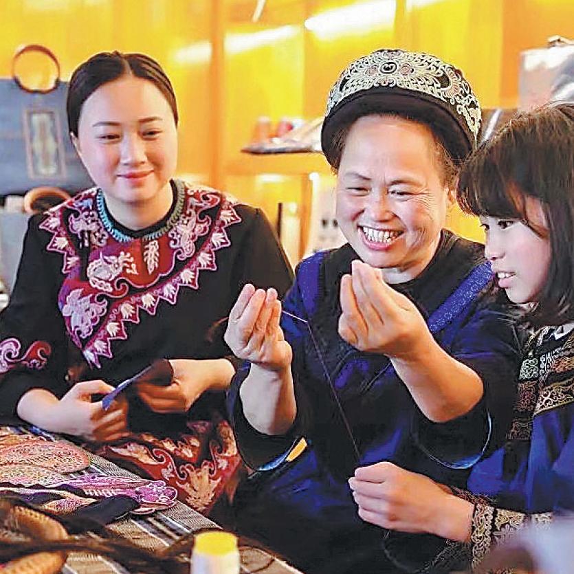 Chinese miracle in poverty alleviation worthy of emulation by world