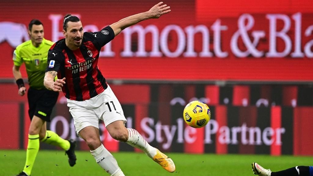 Milan coach demands progress against Inter in Cup