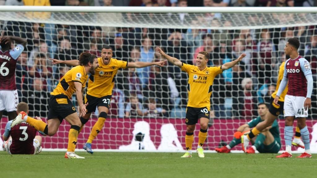 Wolves grab last-gasp 3-2 win at Villa in derby thriller