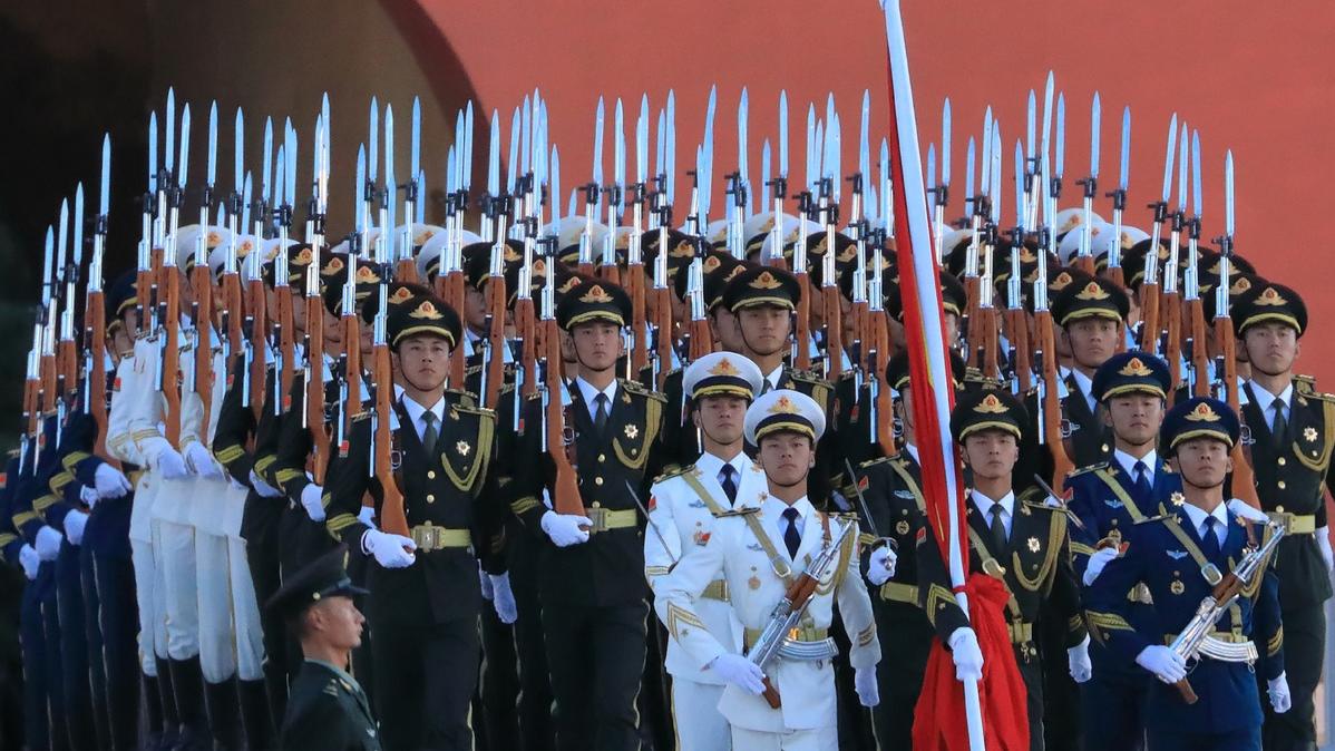 Chinese military to honor outstanding personnel