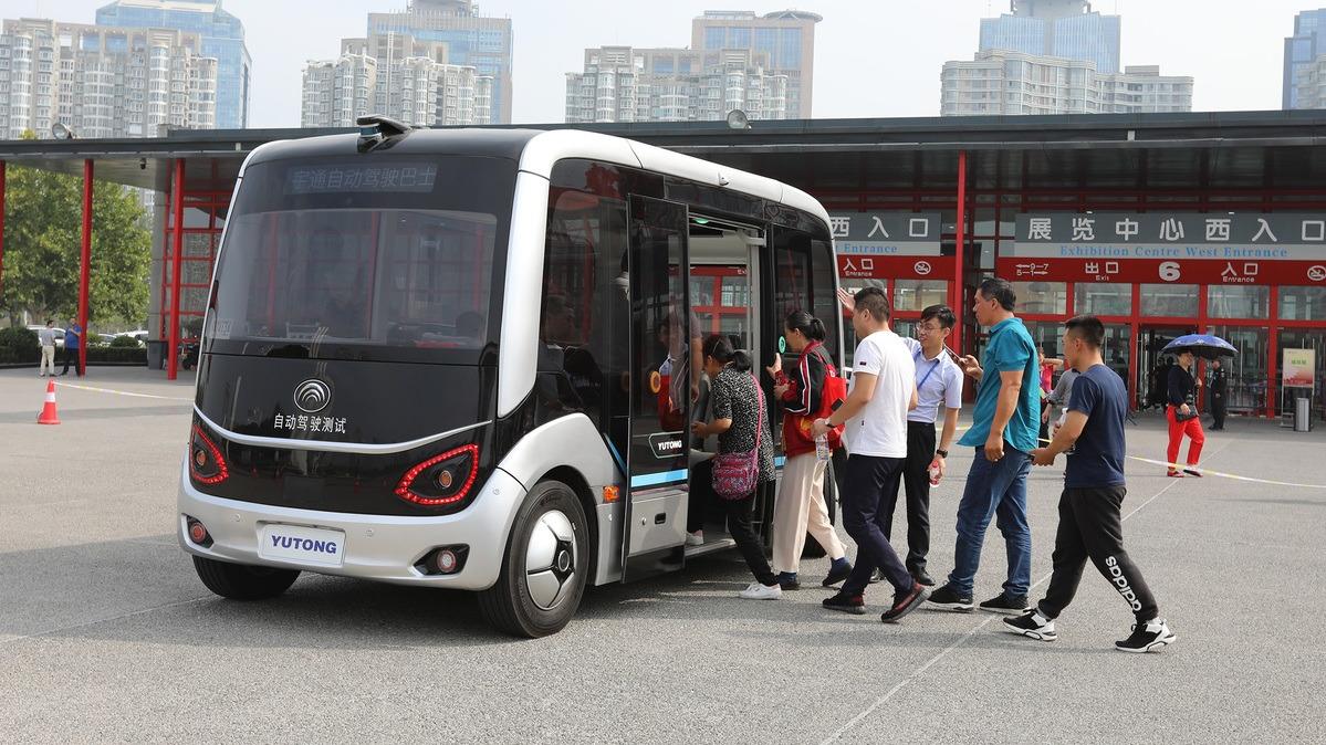 Self-driving sector gains momentum