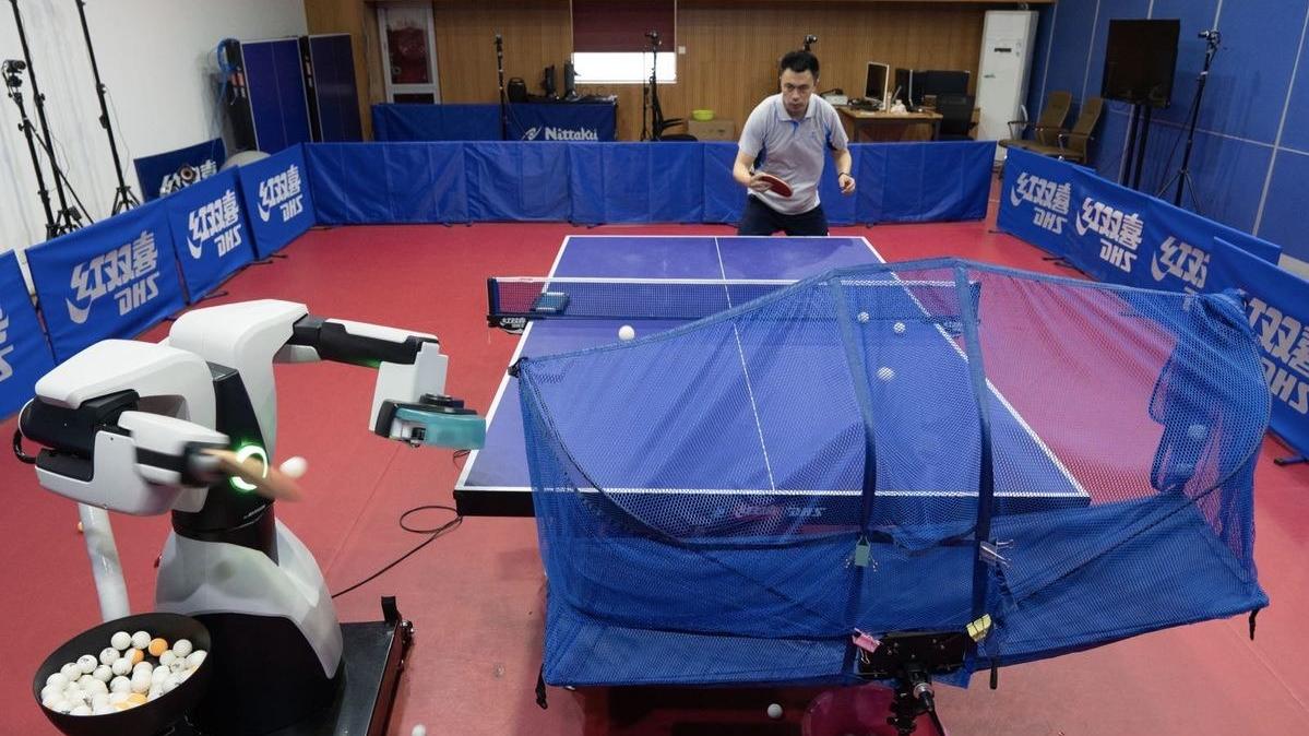 High-tech practice partner is the ultimate in serving sophistication