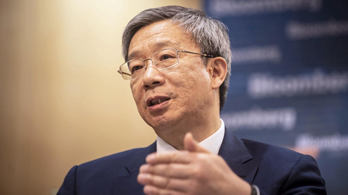 PBOC governor aims to stabilize debt ratio, curb risks