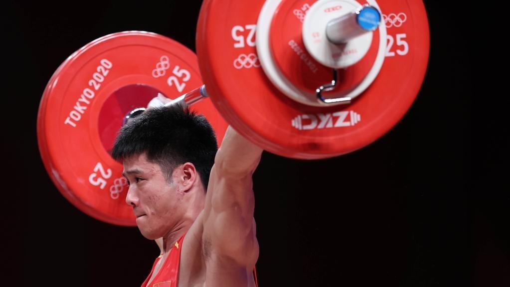 Confident Li pockets China's 2nd weightlifting gold at Tokyo 2020