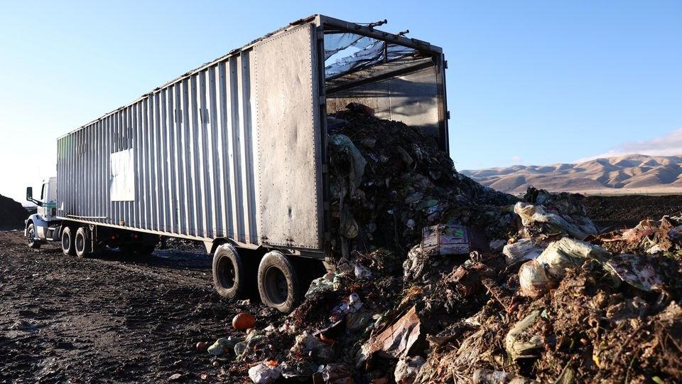 World making little progress on food waste, a big climate problem