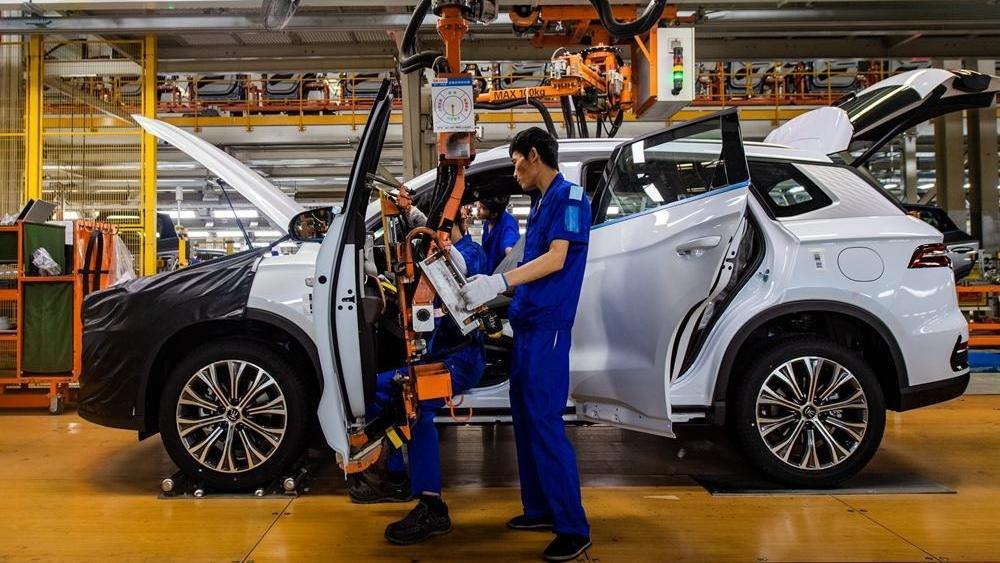 China's NEV exports rise on supply chain strengths