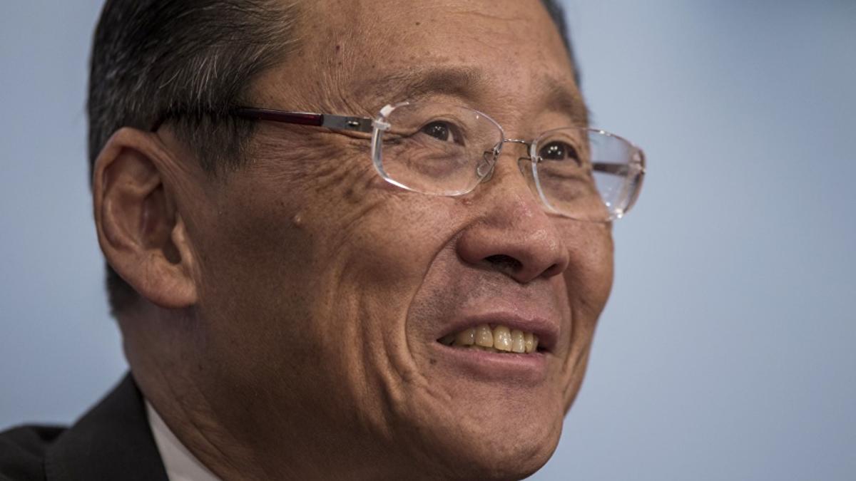 HK property tycoon Peter Woo to take Wheelock private